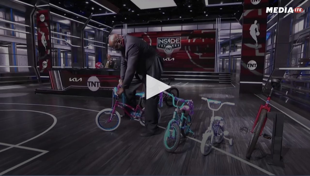 Shaq, Barkley Wager on Bike Riding